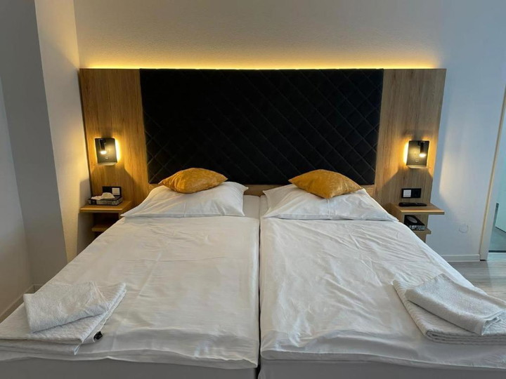 Hotel & Restaurant Bella Italia - Andernach
