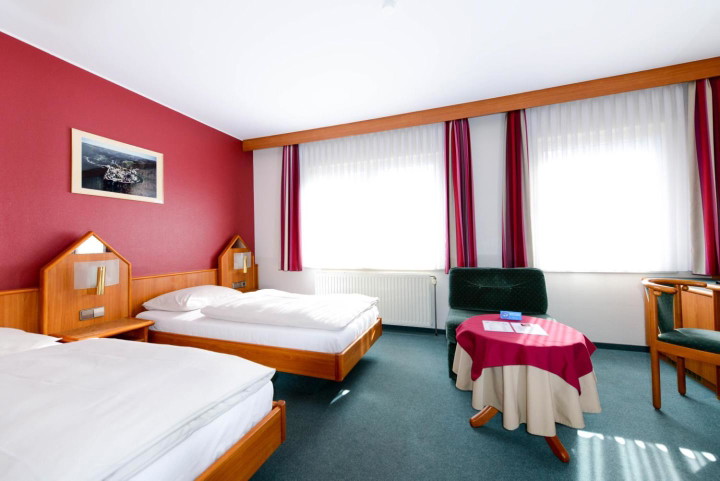 Hotel Christophe Colomb - Strassen