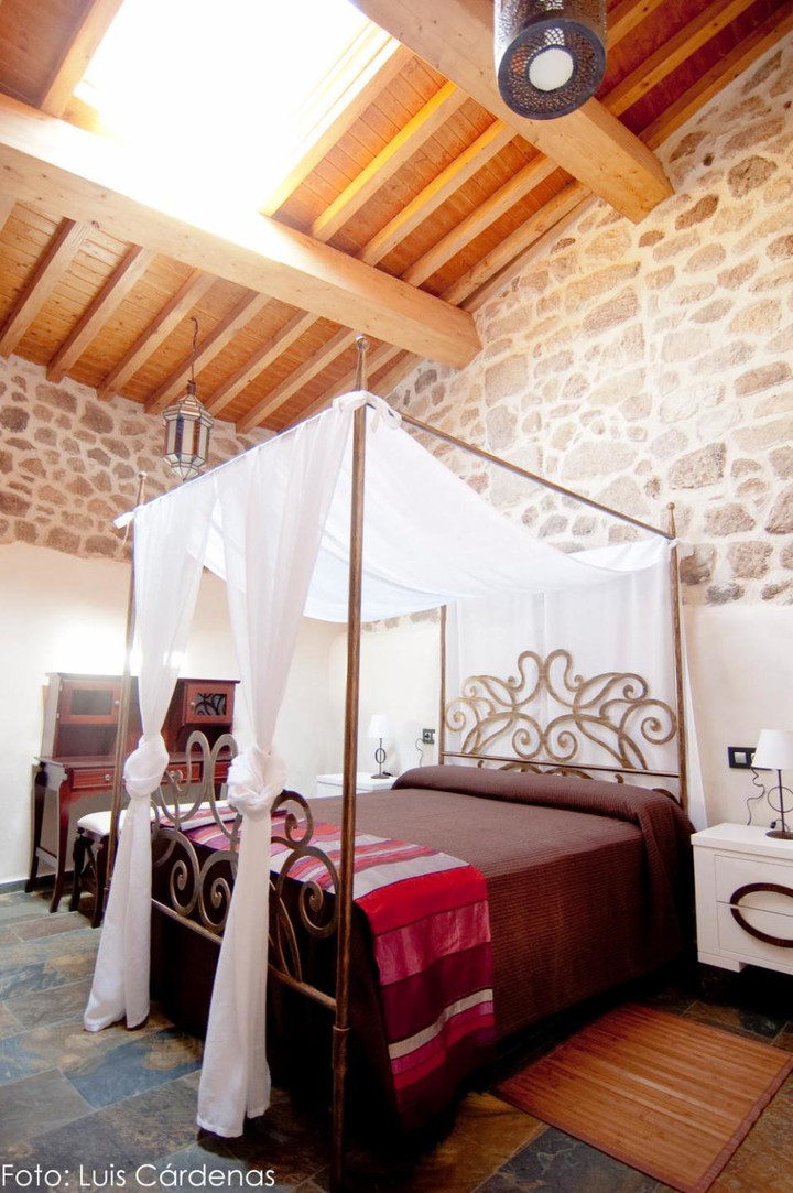 Apartamentos A Fala En San Martin De Trevejo, Batuecas 1 Y Trevejo, Pizarro 24, Sierra De Gata - Moraleja