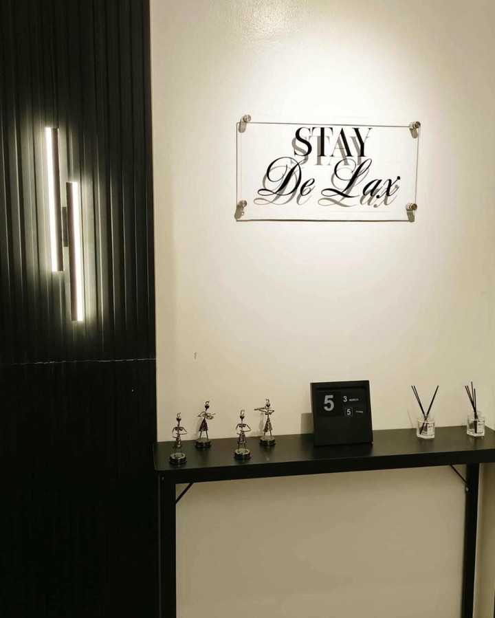 Stay De Lax - Biñan