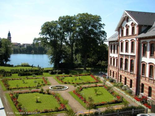 Hotel Am Tiefwarensee - Waren
