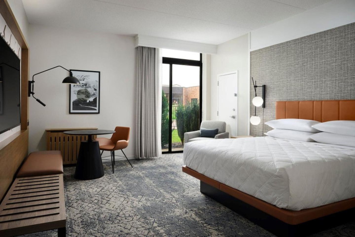 Sheraton Grand Rapids Airport Hotel - Grand Rapids, MI
