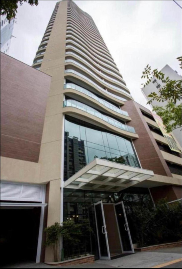 Flat Alto Padrão Quadra Da Praia - Santos