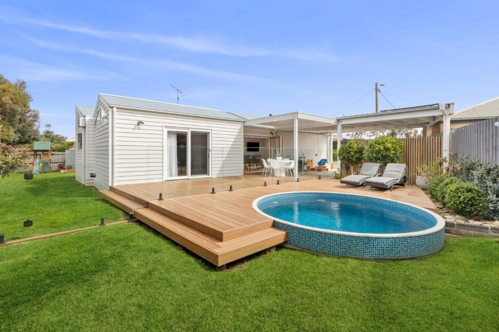 Amos Court - Queenscliff