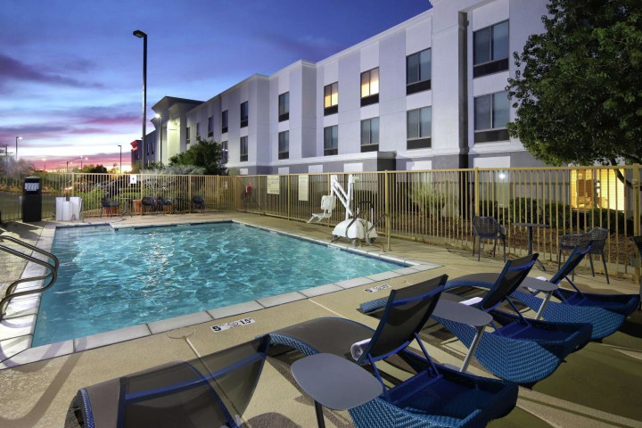 Hampton Inn & Suites Tucson East - Tucson, AZ