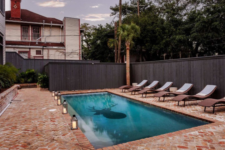 Lush Garden District Suite Shared Outdoor Space - New Orleans, LA