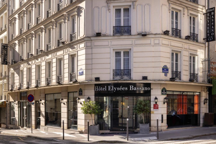 Hotel Elysées Bassano - París