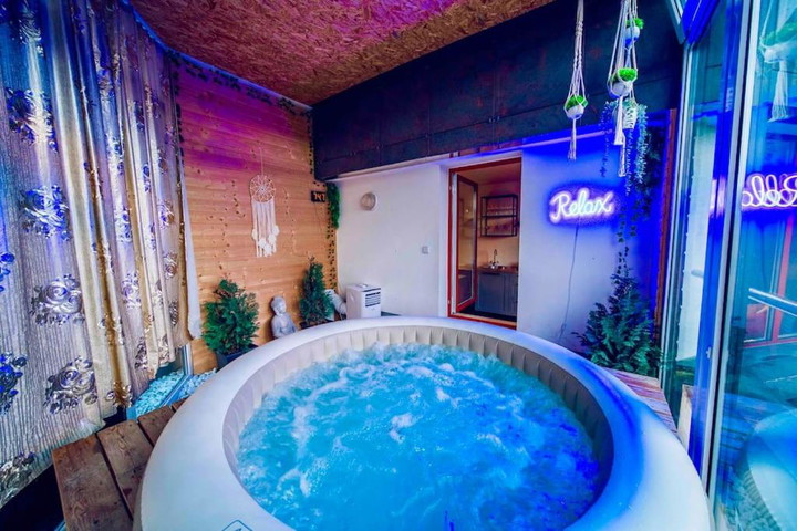 Unique Apartment With Private Pool, Cinema, Spa - Praga