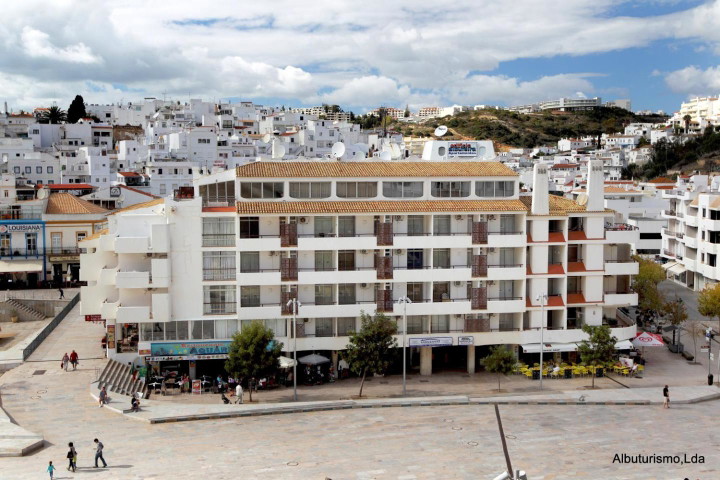 Edificio Albufeira Apartamentos A. Local - Albuturismo Lda - Albufeira