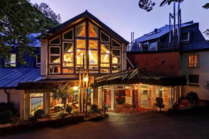 Alfa Hotel - Neunkirchen
