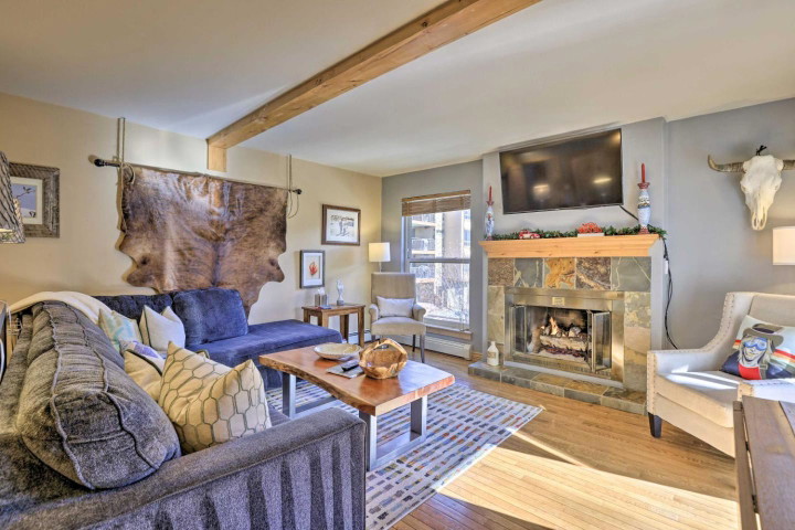 Vail Ski Condo W/ Mtn Views & Shuttle Service! - 韋爾