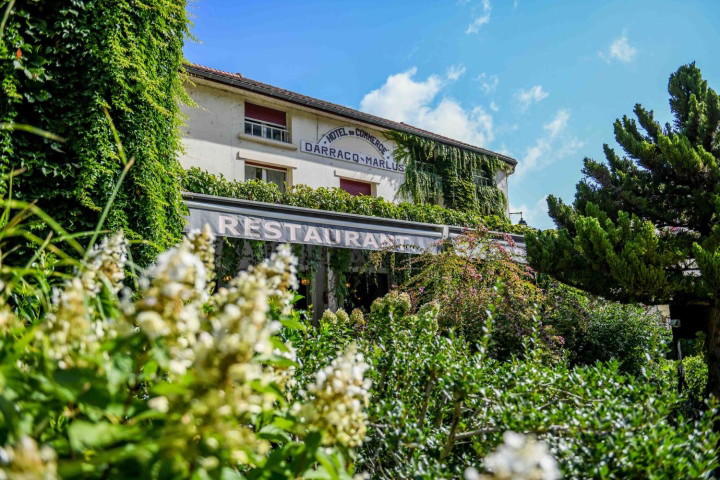 Logis Hôtel Le Commerce- Darracq - Orthez