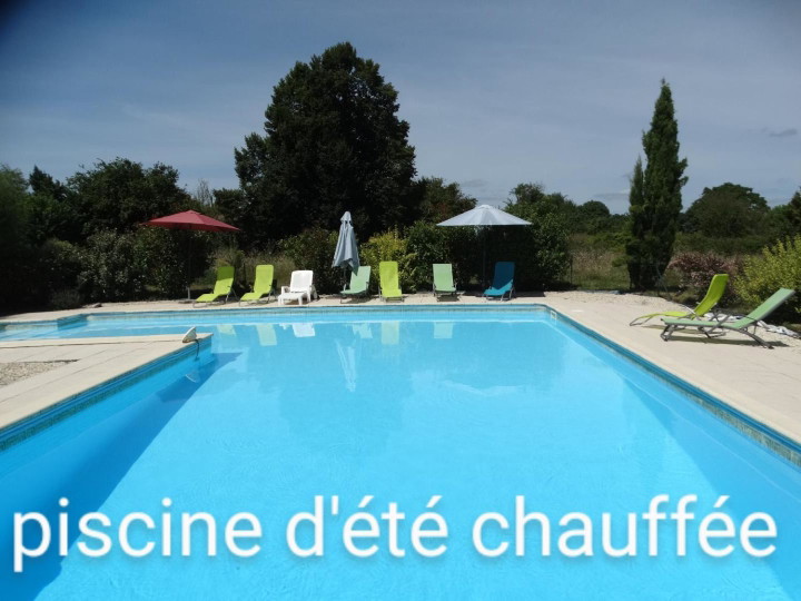 La Petite Grange Gîte Climatisé Plain-pied 3 Chambres 5 Personnes 2 Toilettes, Parking, Wifi, Piscine D'été Chauffée à Partager, Animaux Acceptés Gîte En Pleine Nature - Nouvelle-Aquitaine