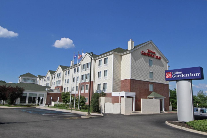 Hilton Garden Inn Westbury - Westbury, NY