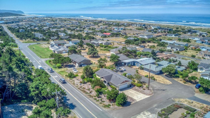 Rubin House - Waldport, OR