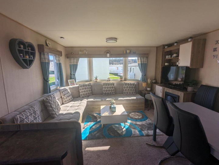 Caravan Sleeps 8 At Littlesea, Weymouth - Dorset