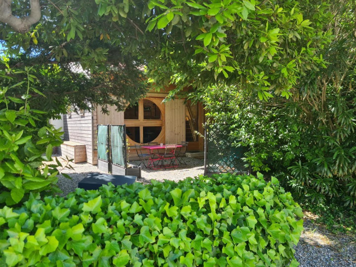 Tiny Isle - Cavaillon