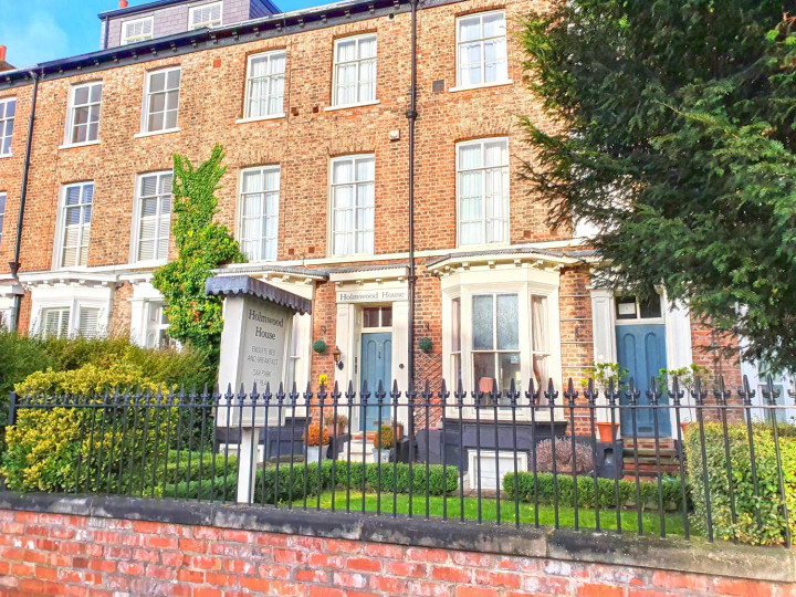 Holmwood House Guest Accommodation - York