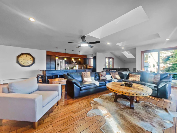 208 Tenderfoot - 5br Luxury View Home With Hot Tub & Pool Table - Dillon, CO