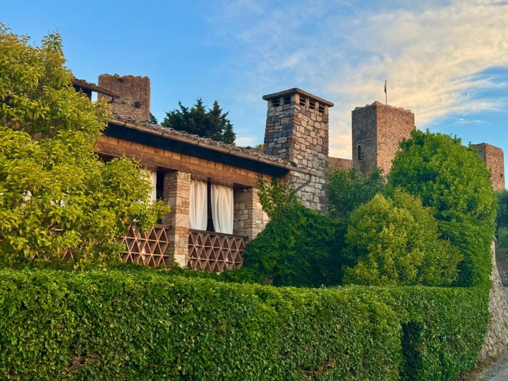 Sotto Le Mura Monteriggioni - Unica Casa A 50m Dal Castello Con Giardino E Parcheggio Privato - Monteriggioni