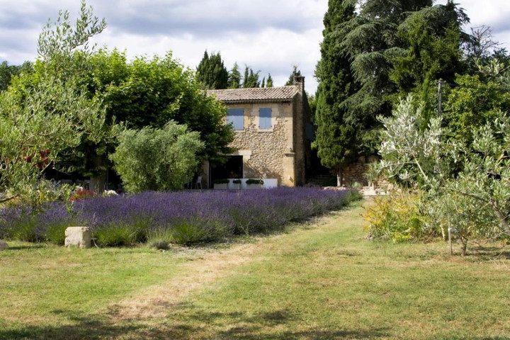 Provencal Farm House With Heated Pool Located To Salon De Provence, 12 People - Pélissanne