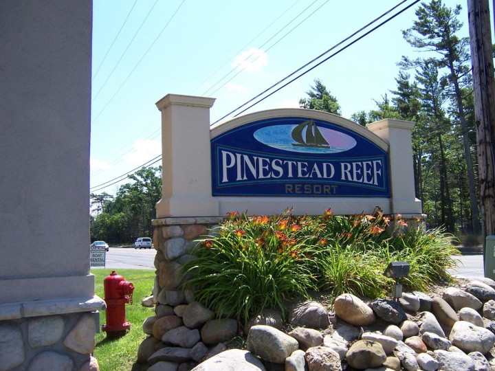 Pinestead Reef Resort - Michigan