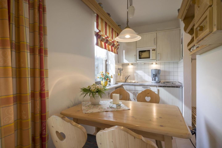 3 Sterne Komfortable Ferienwohnung Mit Einem Traum Blick Zu Den Bergen Sauna Spielzimmer Küche Garage 27 - Oberaudorf