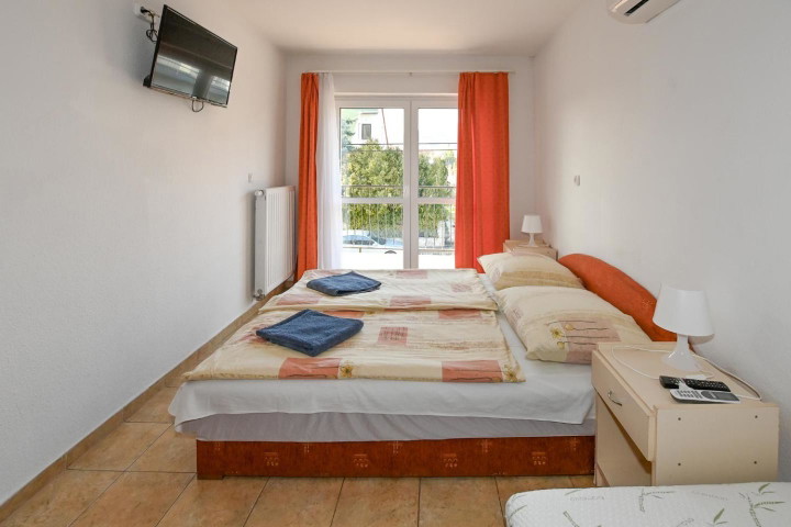 Abigél Apartmanház - Lake Balaton