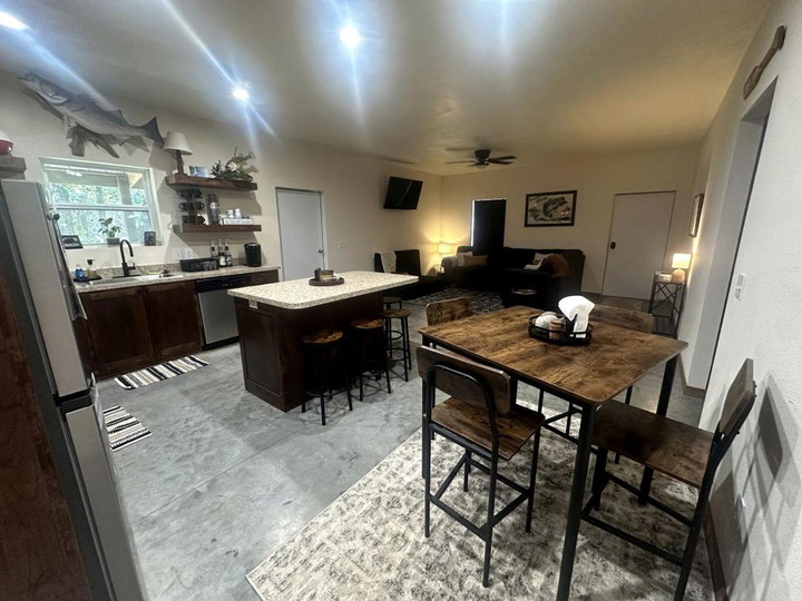 Spacious Lodge With Boat & Trailer Parking Near Keystone Lake | Sand Springs, Oklahoma - Keystone Lake, OK