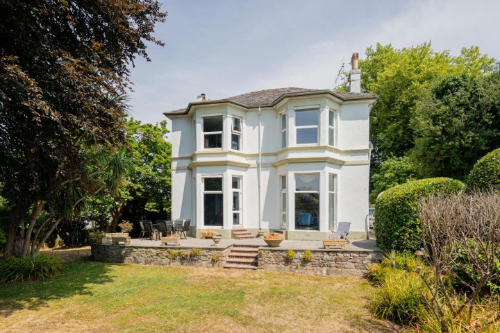 Glorious 6 Bed Detached Victorian Villa By The Sea - Paignton