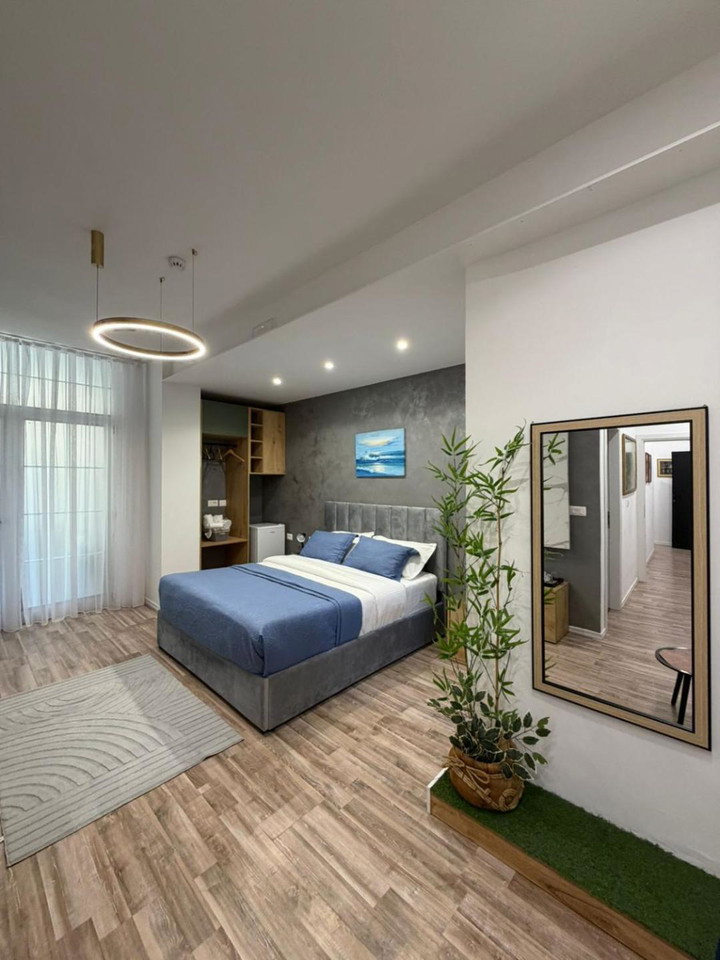 Peaky Hotel - Albania
