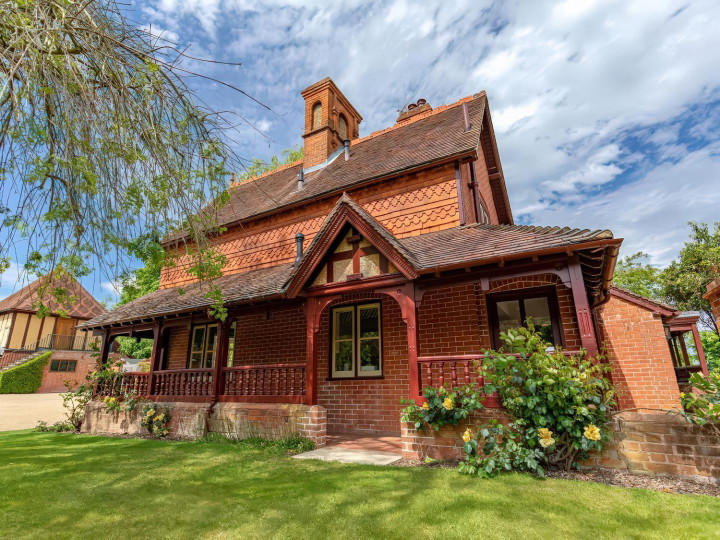Dairy Cottage - Aylesbury
