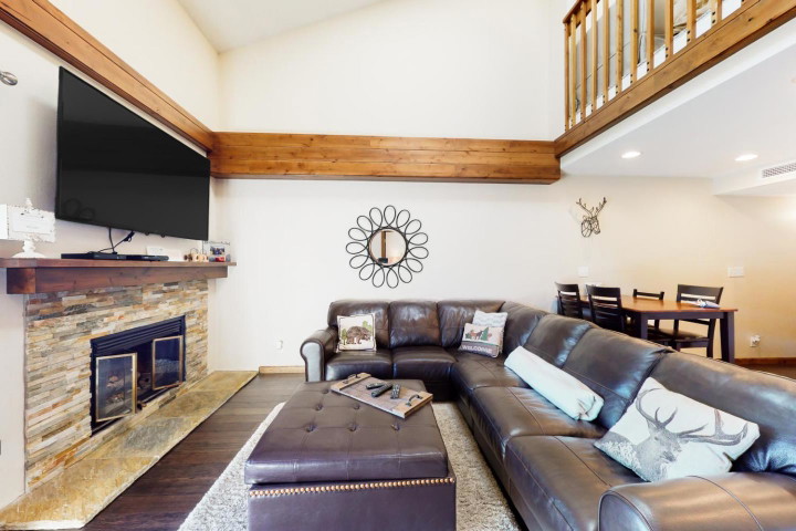 Mountainside Retreat - Frisco, CO