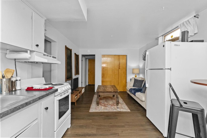 Charming 2-bedroom Apartment - Great Falls, MT