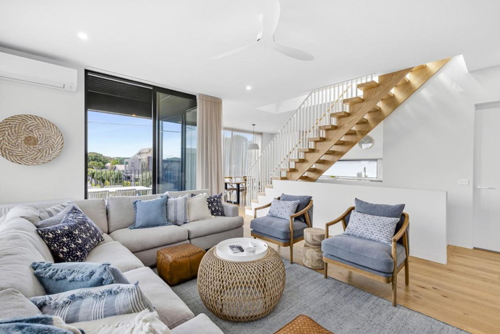 Colite Luxury Barwon Heads Sleeps 8 Rooftop Deck 2 Minute Walk To The Main Shops River And Parks - Leopold