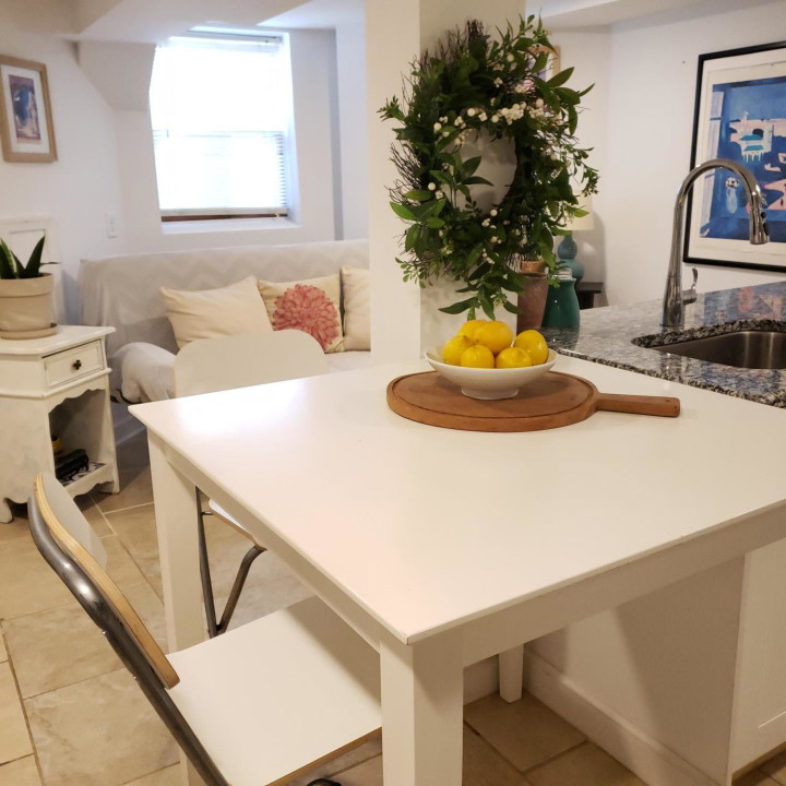 One-bedroom Flat In Central Washington Dc - Kensington, MD