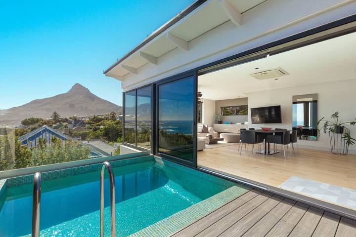 Amara 2 -Designer Penthouse With Solar Power - Le Cap