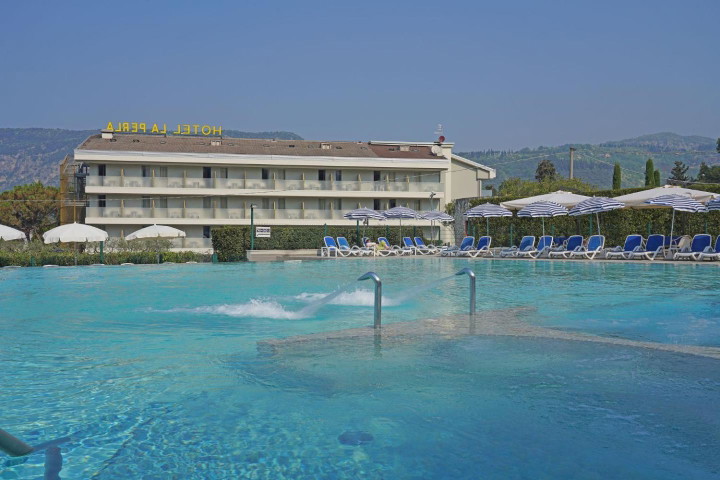 Hotel La Perla - Bike Hotel - Lake Garda