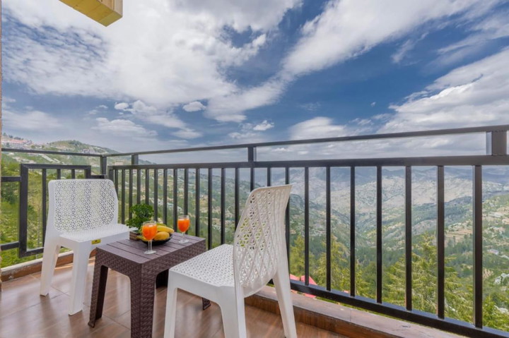 The Charvi Resort I Wooden Rooms With Pvt Balconies L Vacations I Conference I Mice I Family Events I Open Air Terrace I Sky Bonfire I Kufri Shimla By Exotic Stays - Kufri