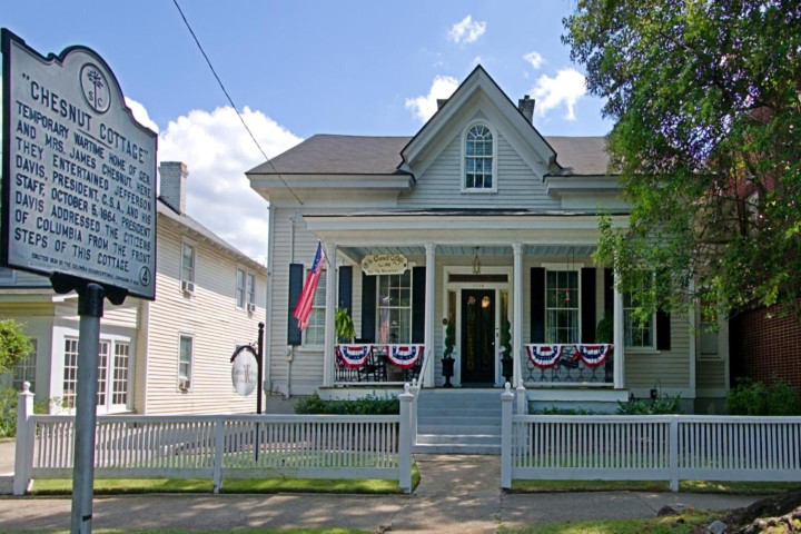 Chesnut Cottage Inn - Columbia, SC
