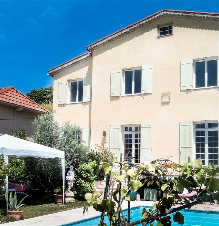 Hote-aix-centre-garage-piscine - Aix-en-Provence