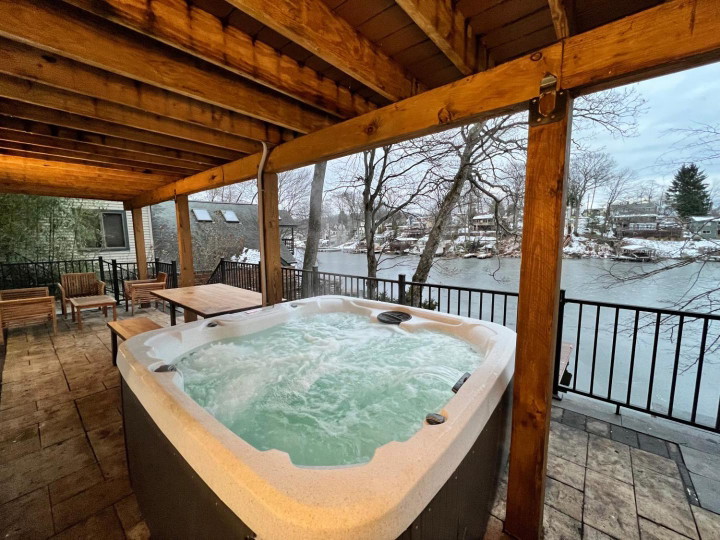 Cozy Cabin On The Lake With Hottub - New Jersey