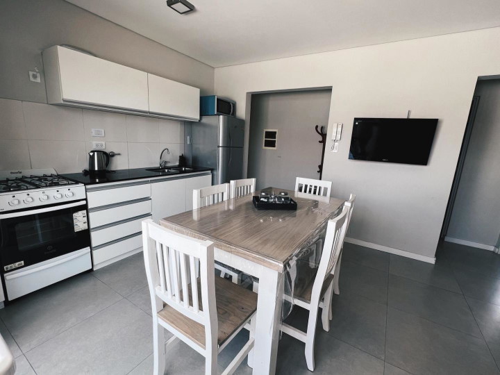 Depto B - Con Parrilla, 2 Dormitorios - Departamento Aguado - Alquileres Rv - Bahía Blanca