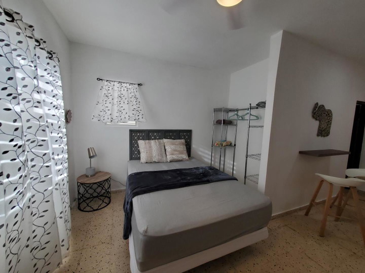 Aguadilla Surfers Lair Apt With Ac Wifi 8 Minute Walk To Crashboat Beach - Aguadilla