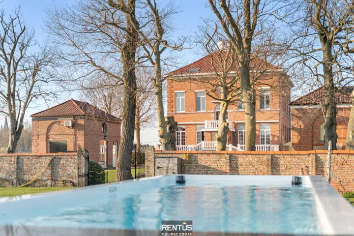 Maison Le Petit Château - Luxury Former Monastery With Pool - Middelkerke
