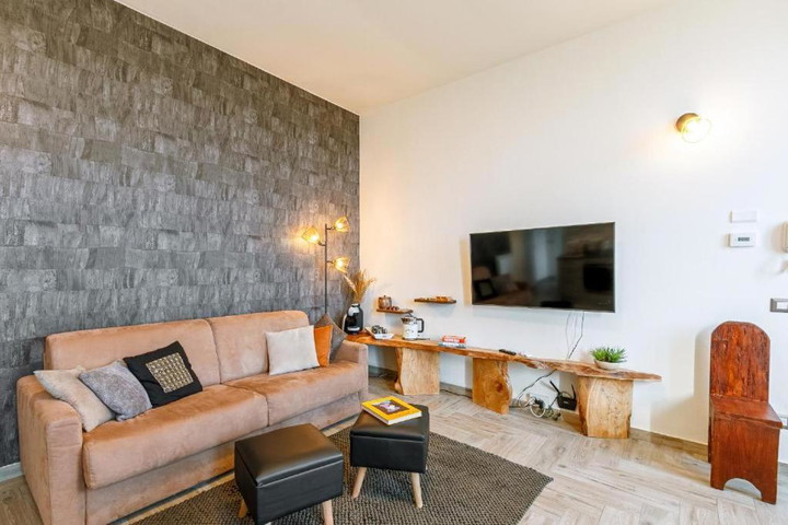 Milano Malpensa 2 Min - Suite With Wifi, Ac, Free Park - Gallarate