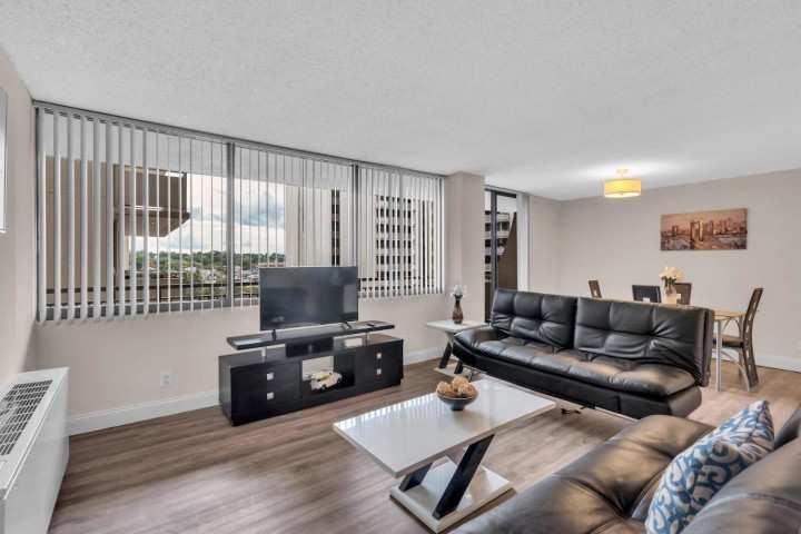 Arlington 2br Furnished Apartment In Crystal City Apts - Washington, DC