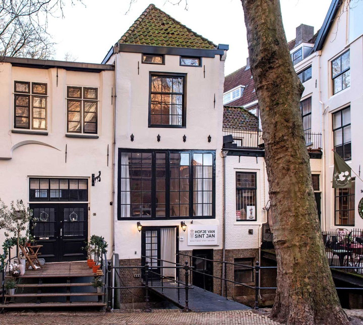 Hofje Van Sint Jan - Woerden