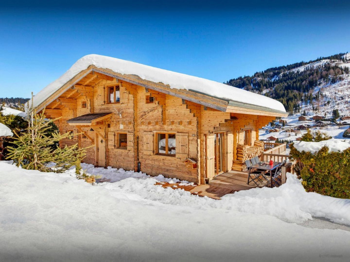 Cristal Des Neiges La Clusaz - Ovo Network - Thônes