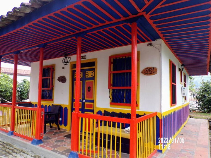 El Madrigal Cabin - Adorable 2-bedroom Guesthouse - Salento